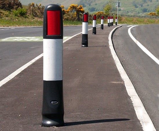 Vergemaster RX™ marker post | Glasdon UK | ESI External Works