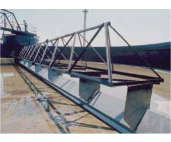 Tow-Bro® Unitube circular clarifiers for sludge removal | Evoqua Water ...