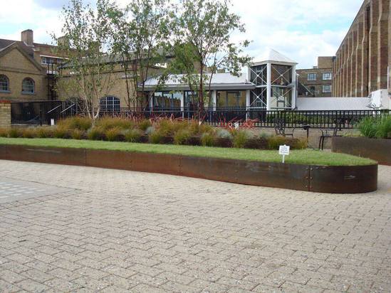 EverEdge Custom landscape edging for docklands courtyard | EverEdge ...