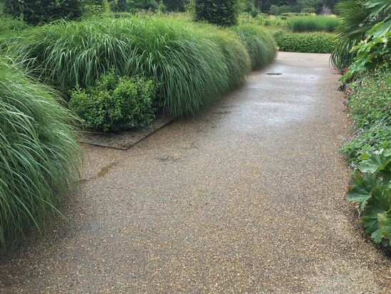Titan steel pathway edging - RHS Wisley gardens | EverEdge | ESI ...