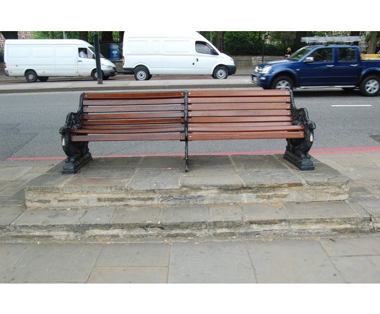 Restoration of Camel Benches, Embankment, London | Branson Leisure ...