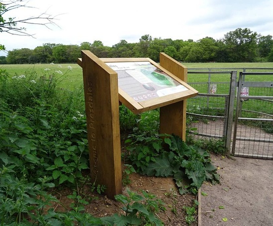 Woodsman™ timber interpretation lectern | Fitzpatrick Woolmer | ESI ...