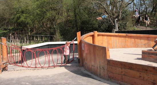 Bespoke barge sand play feature for heritage area park | Timberplay ...