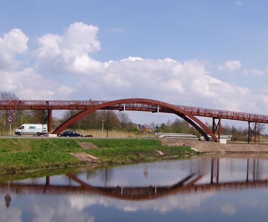 Bow arch bridges | Sarum Hardwood Structures | ESI External Works