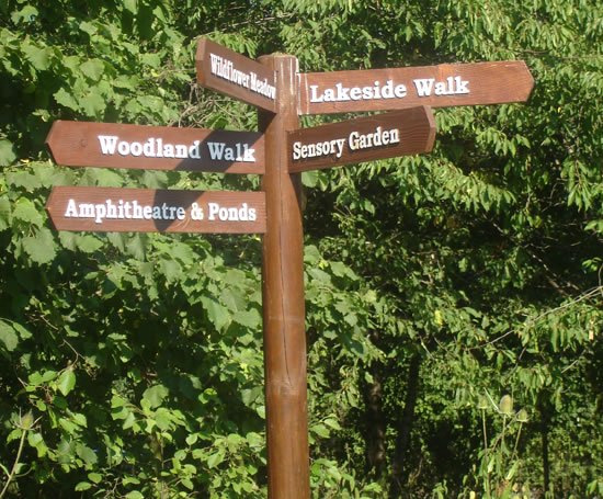 Solid Oak Directional Fingerposts Shelley Signs Esi External Works