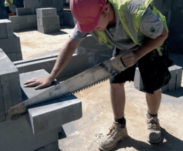 Thin joint blocks cut build time for homes development | H+H UK | ESI ...