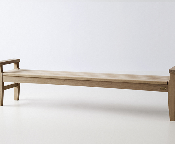 Chico backless bench | Benchmark | ESI External Works