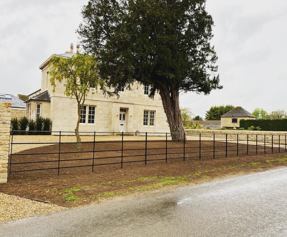 Traditional-style 5-bar estate and parkland fencing | Paddock Fencing ...