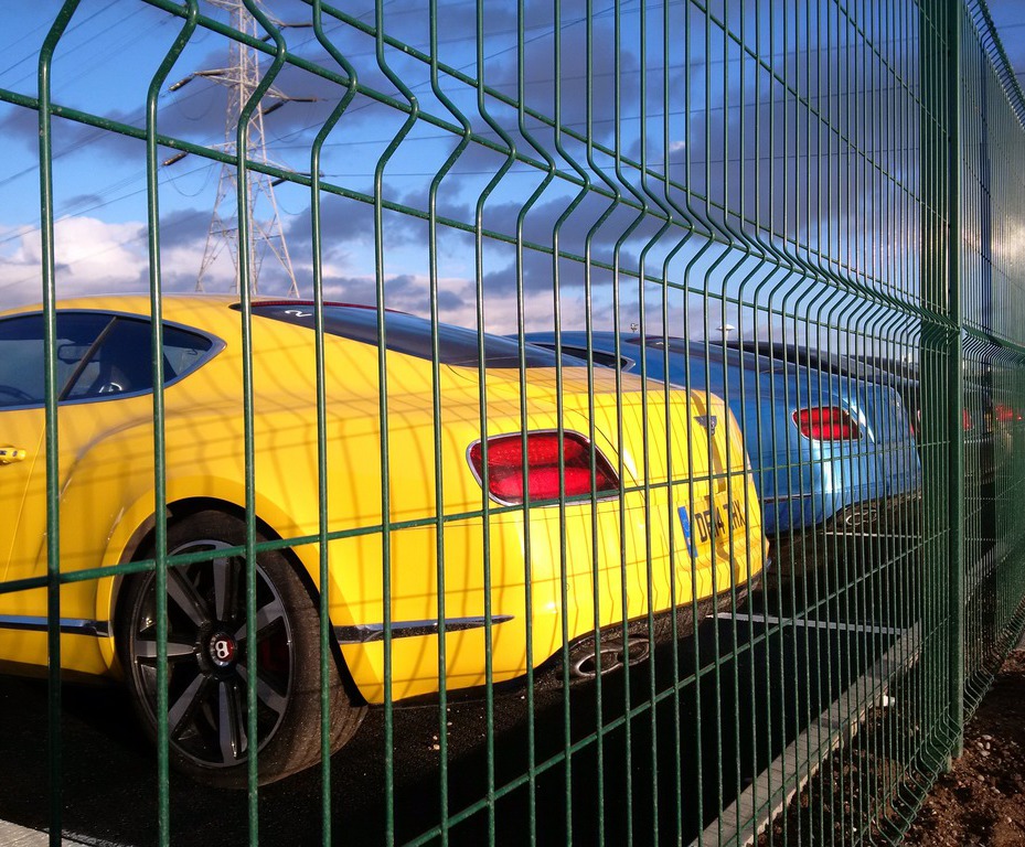 Exempla™ perimeter fencing for Bentley car showroom | CLD Physical ...