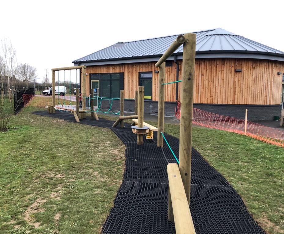 Timber play trail for school pupils of all ages | Setter Play | ESI ...