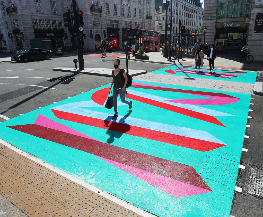 Artistic markings for road crossings - Piccadilly | Geveko Markings ...