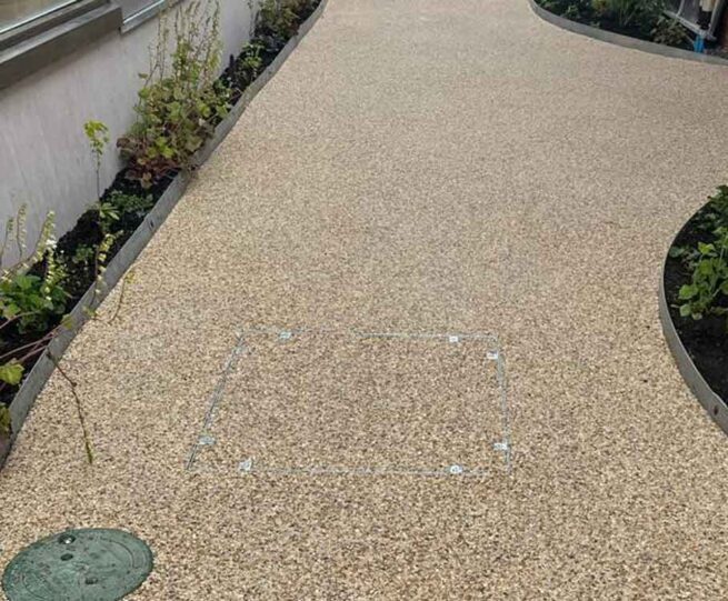 Resin bound porous pathways for hospital garden | Addagrip Terraco ...