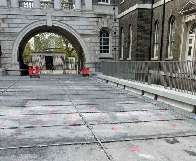 Resin bound permeable paving for university quadrangle | Addagrip ...