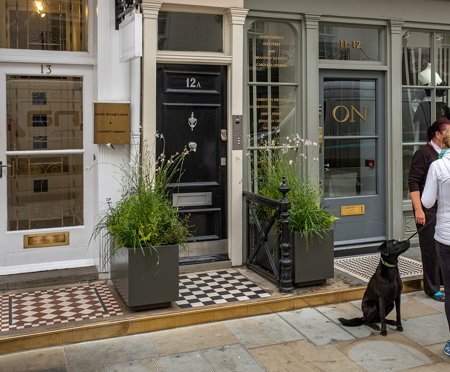 Aluminium large street planters - Motcomb St, London | IOTA | ESI ...