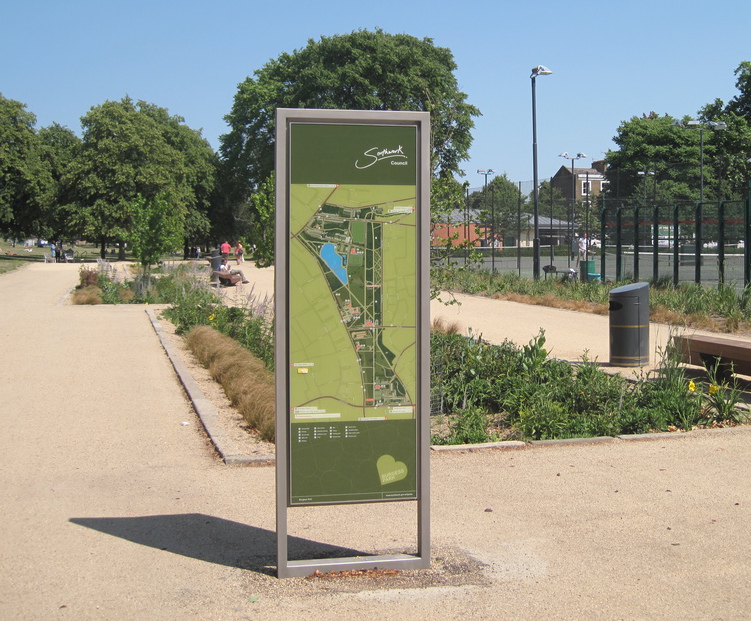 Town Wayfinding - frank® | fwdesign | ESI External Works