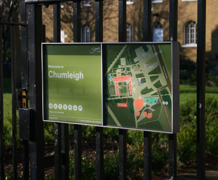 Town Wayfinding - frank® | fwdesign | ESI External Works