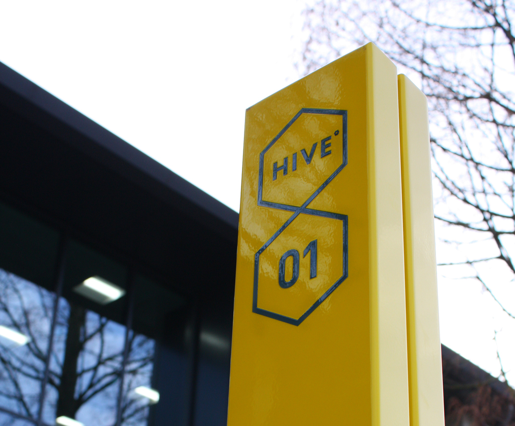 Route and destination markers - mark® | fwdesign | ESI External Works