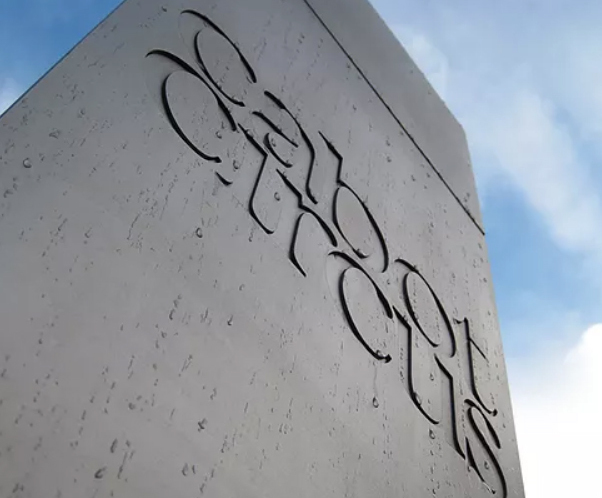 Bespoke wayfinding signage for shopping centre | fwdesign | ESI ...