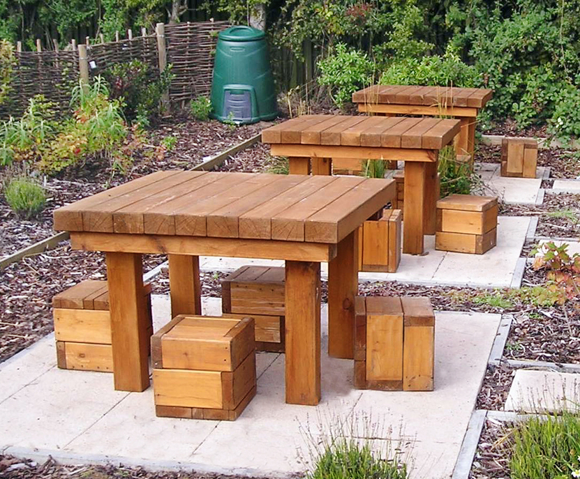 Sheldon Single Seater Cubed Bench Pod - SBN313 | Langley Design Street ...