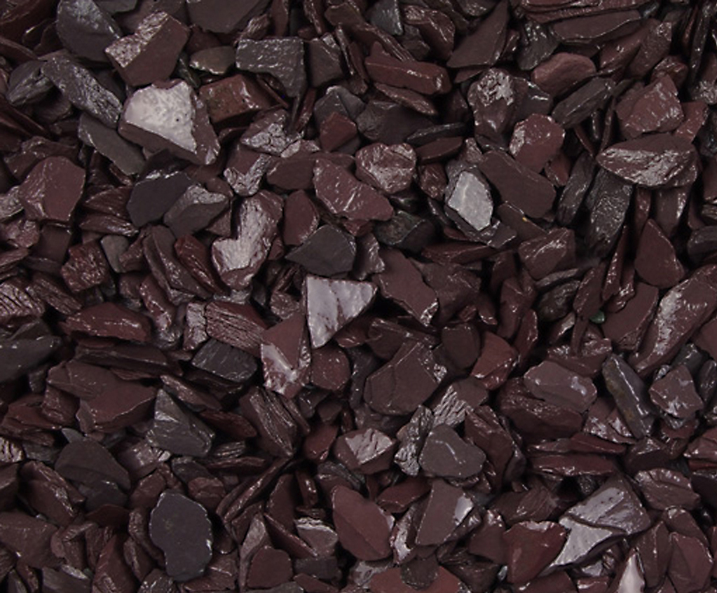 Plum Red Slate chippings - 20mm | Derbyshire Specialist Aggregates ...