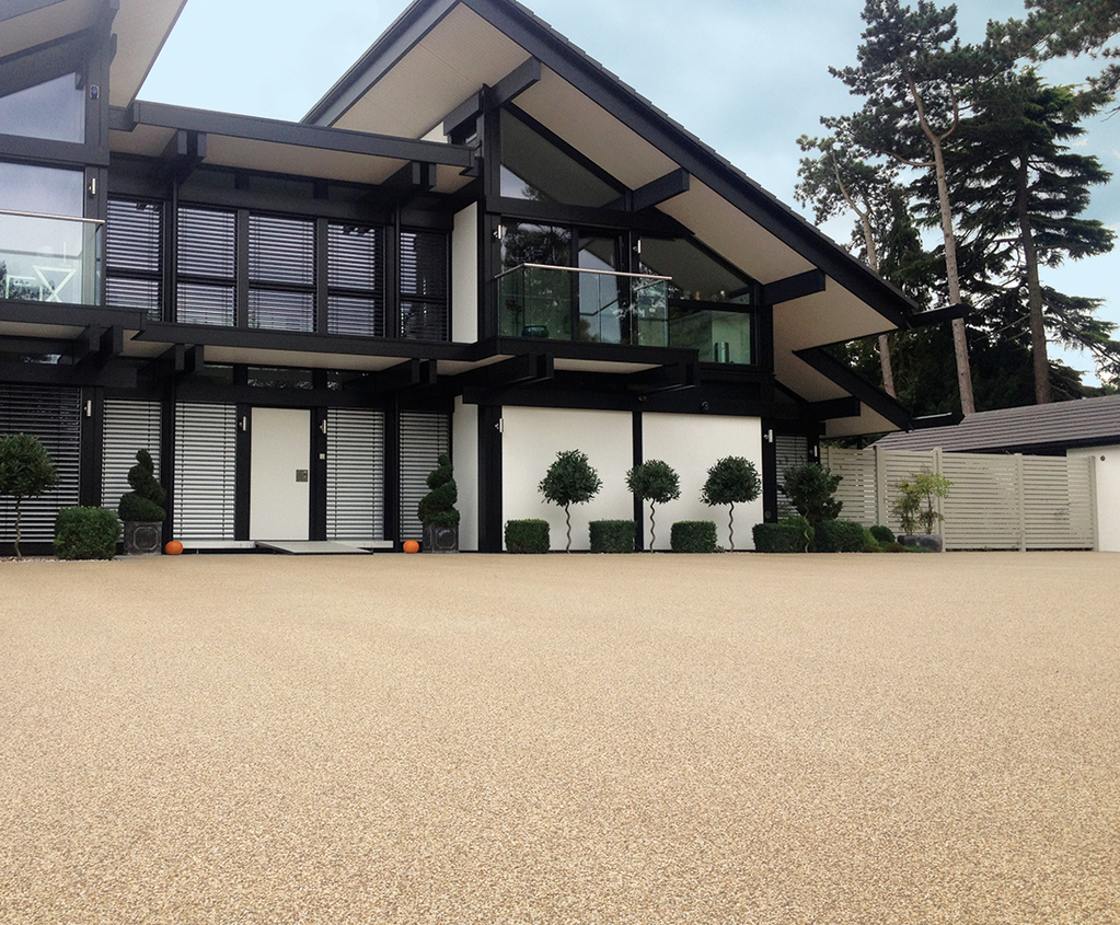 Clearstone® permeable resin bound driveway surfacing | Clearstone ...