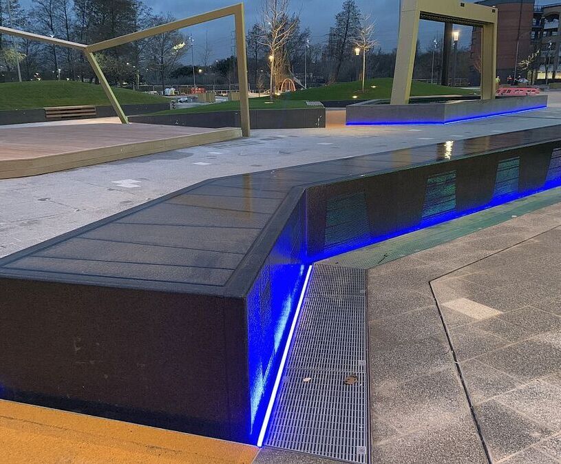 Eight water features for Lakeside shopping centre | Fountains ...