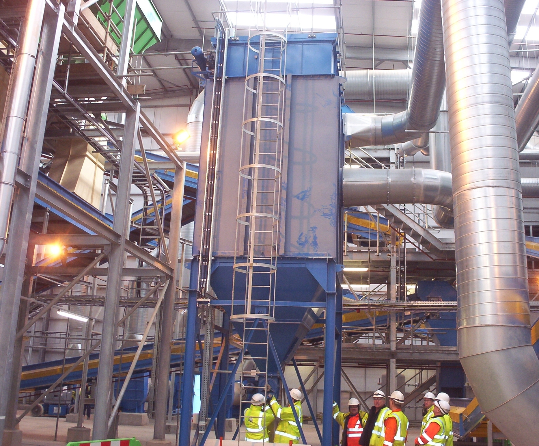 Reverse jet dust extraction bag filters | The Filter Company | ESI ...