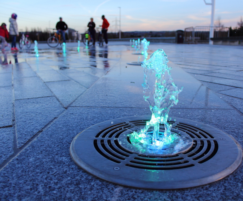 Colour changing jet water features, The Helix, Falkirk | Fountains ...