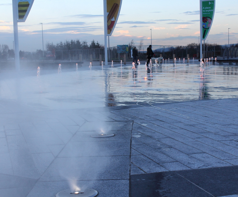 Colour changing jet water features, The Helix, Falkirk | Fountains ...