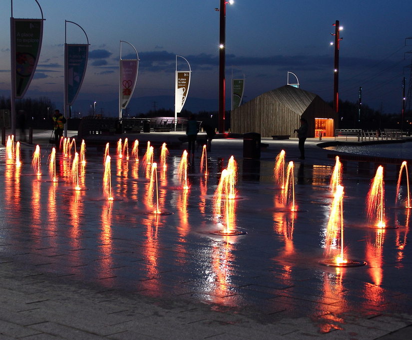 Colour changing jet water features, The Helix, Falkirk | Fountains ...