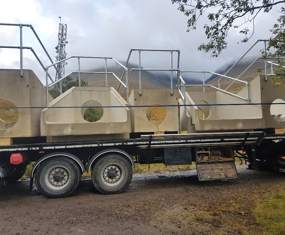 Headwalls with Kee Klamp handrails - Bridge of Orchy | Althon | ESI ...