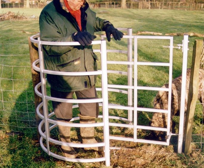 Galvanised steel kissing gate | Jacksons Fencing | ESI External Works