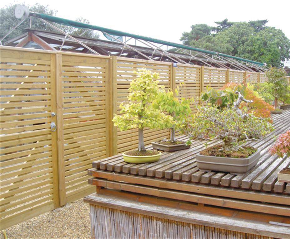 Venetian timber fencing panels | Jacksons Fencing | ESI External Works