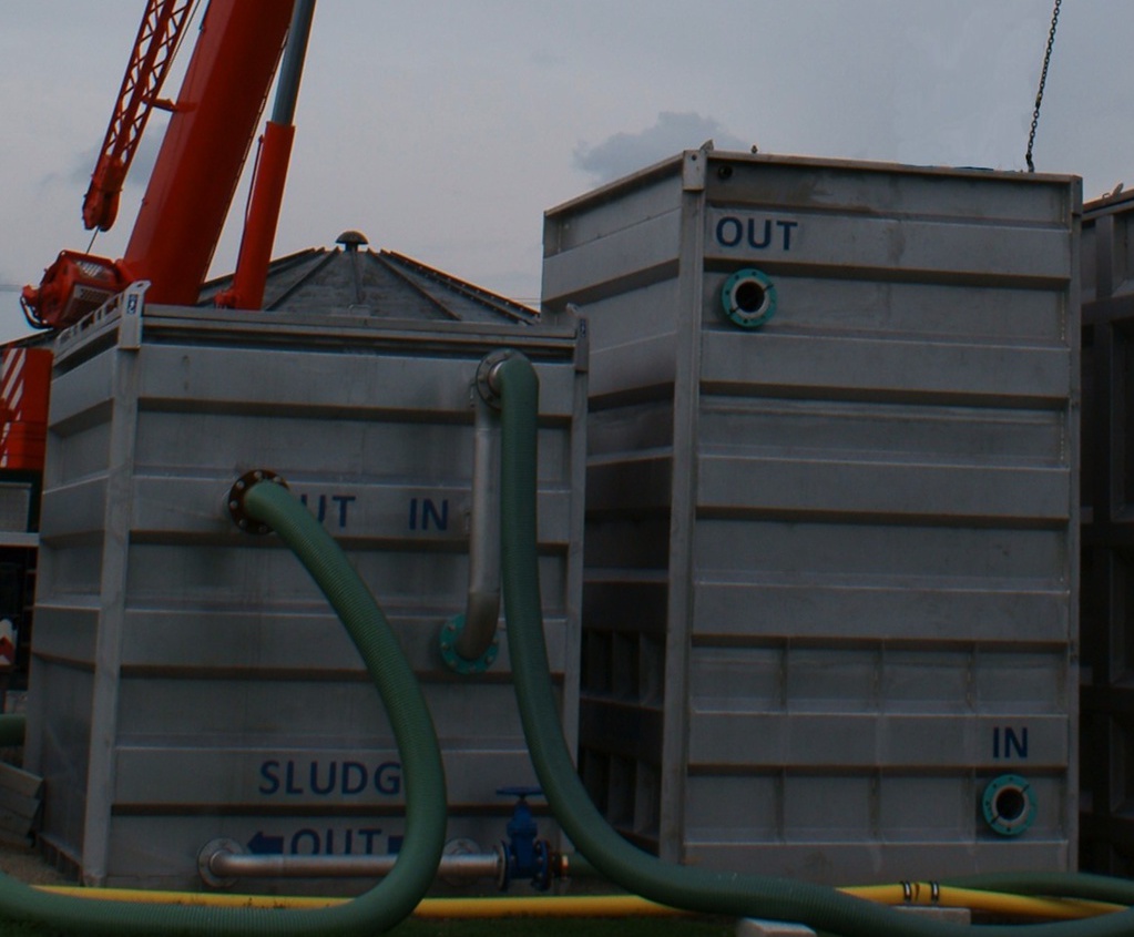 Off-site manufacturing: CSO screens and tipping buckets | ELIQUO HYDROK ...