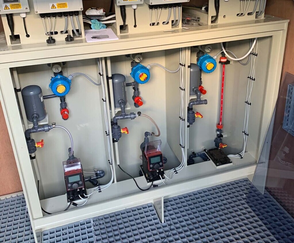 Containerised chemical dosing system hire | Hydroklear Services | ESI ...
