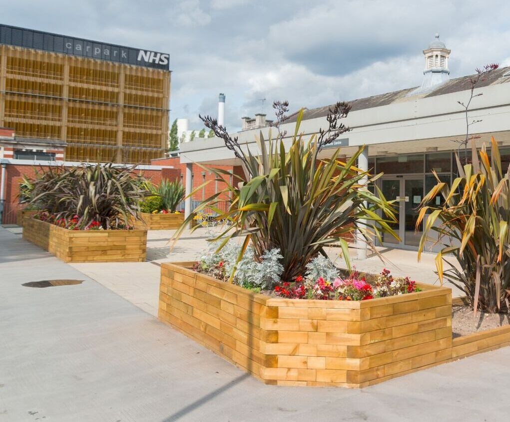 Bespoke raised planter design | WoodBlocX | ESI External Works