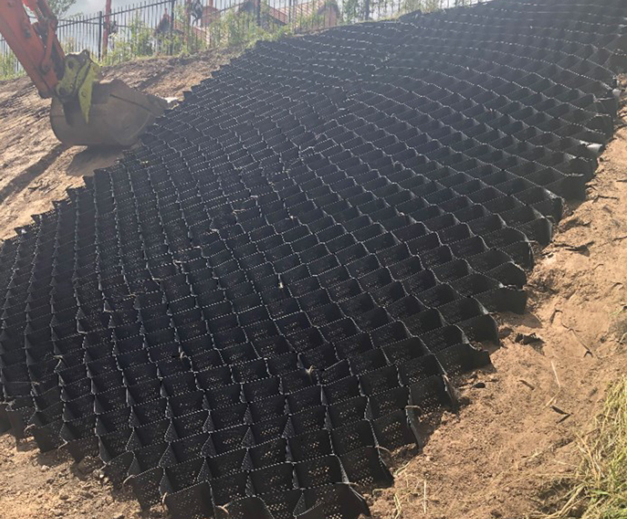 MacMat® R – Steel geomat | Maccaferri | ESI External Works