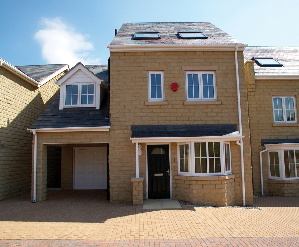 Cromwell reconstructed stone walling | Marshalls | ESI Building Design