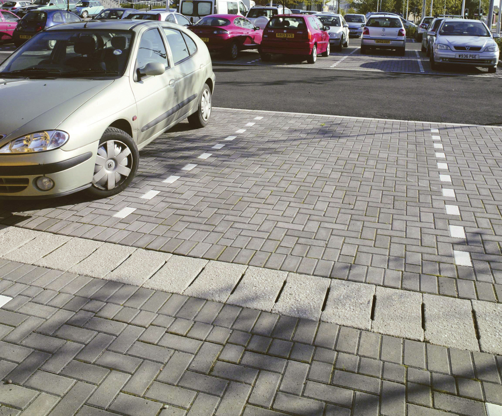 Max-E Channel high-capacity linear drainage system | Marshalls | ESI ...