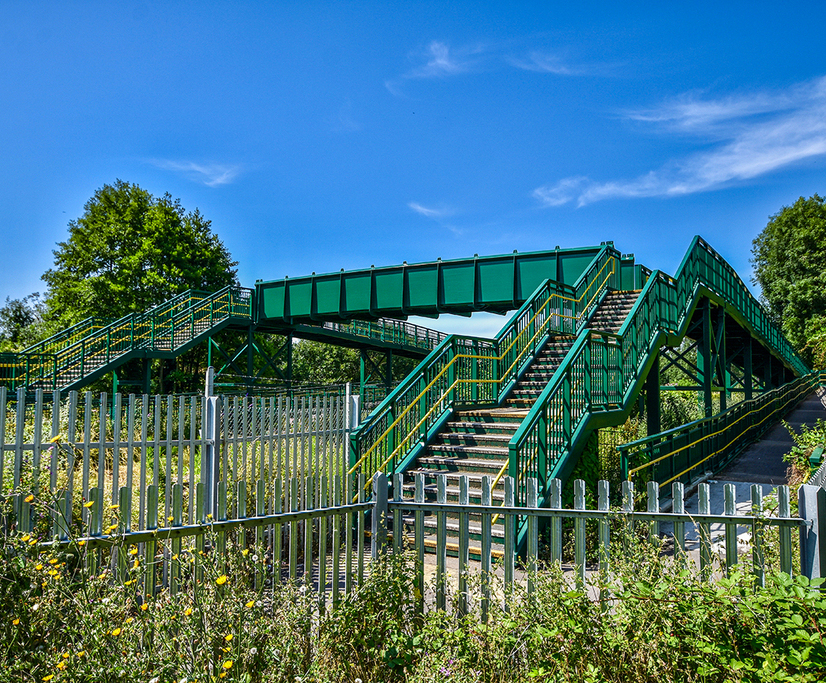 15m footbridge plus 27 approach ramps for railway line | Nusteel ...