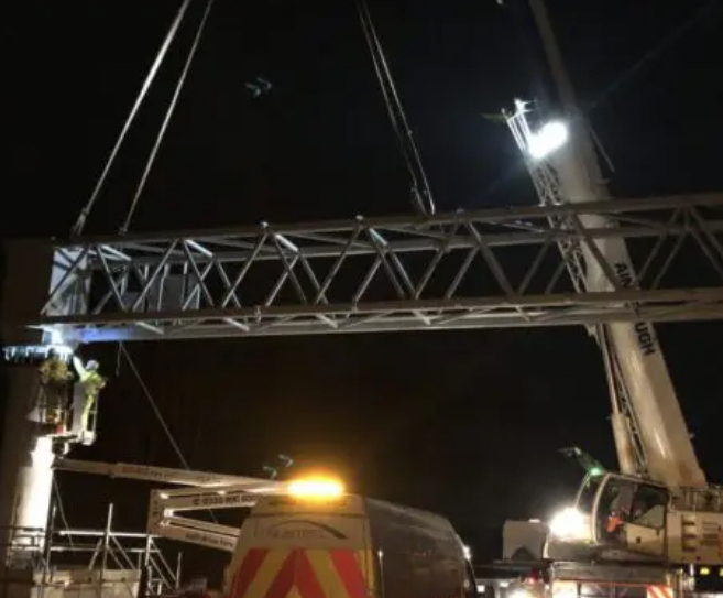 Gantries for M4 J9 to J12 smart motorway | Nusteel Structures | ESI ...