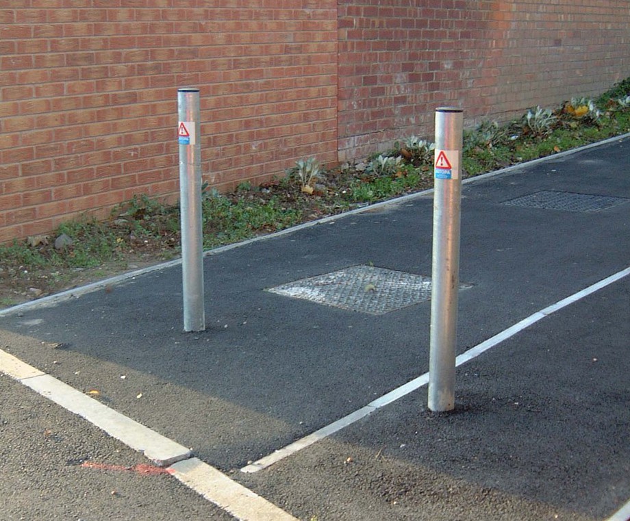 AUTOPA fixed parking posts | AUTOPA | ESI External Works