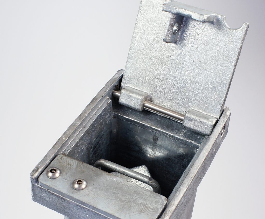 Square RetractaPost 745 - retractable parking post | AUTOPA | ESI ...