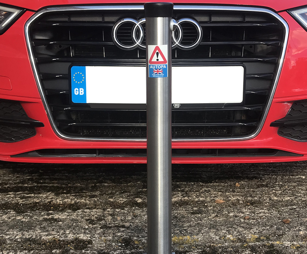 AUTOPA hinged lockable parking posts | AUTOPA | ESI External Works