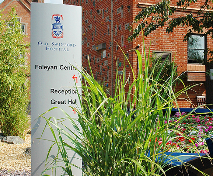 Infocurve-Lite mini curved monolith and totem signs | Signscape and ...