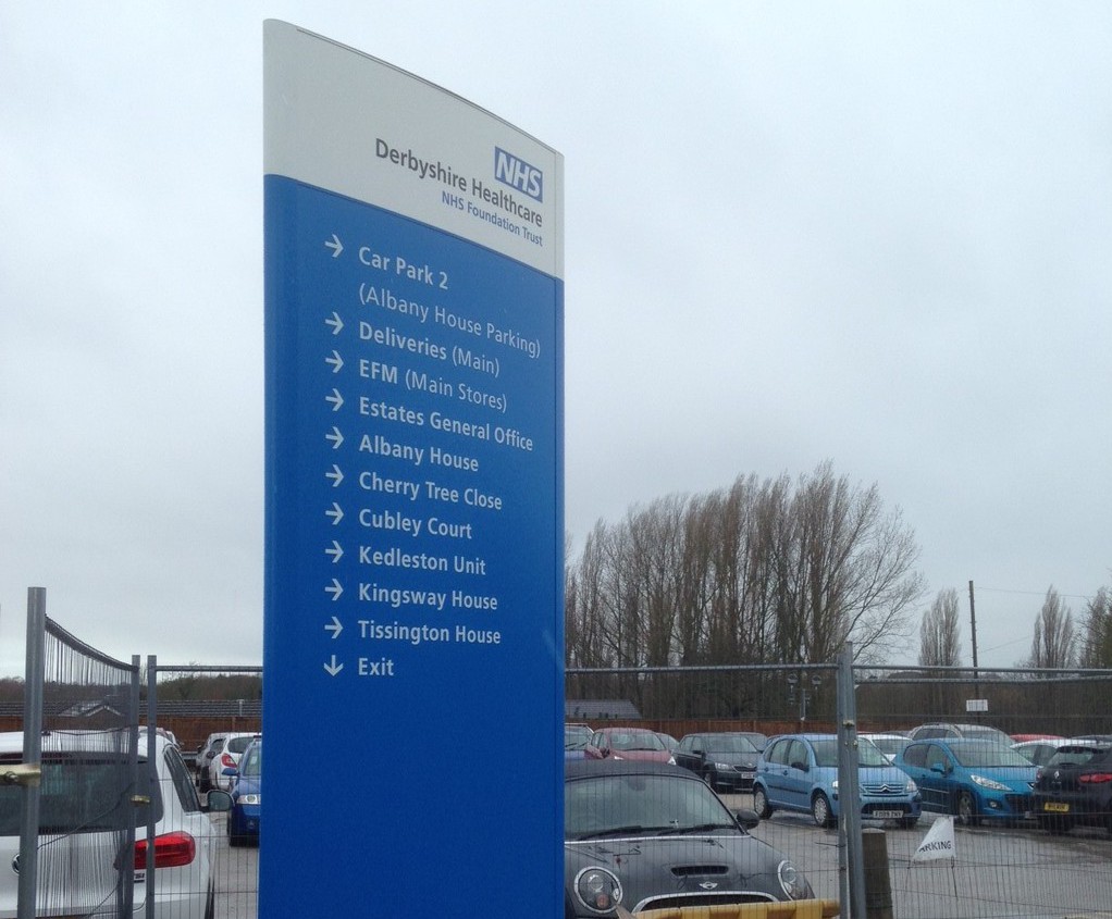 Infocurve large curved monolith and totem signs | Signscape and ...