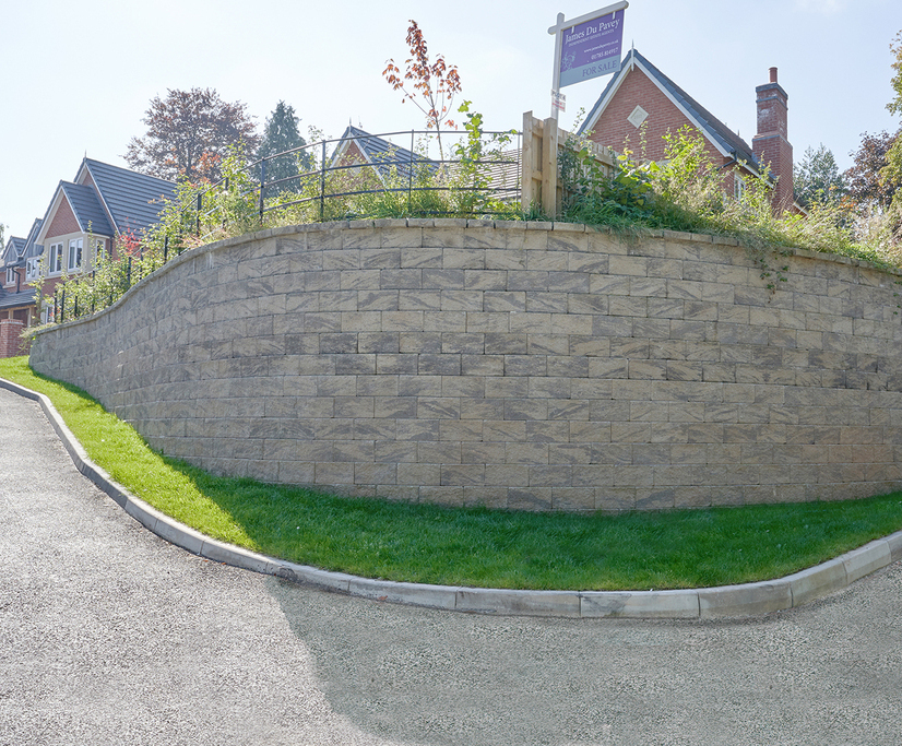 Secura Grand Concrete Retaining Walls | Tobermore | ESI External Works