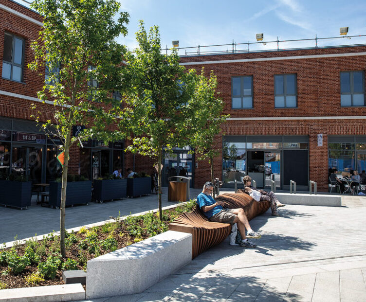 Bespoke 'Undulating' seating for commercial retail venue | Woodscape ...