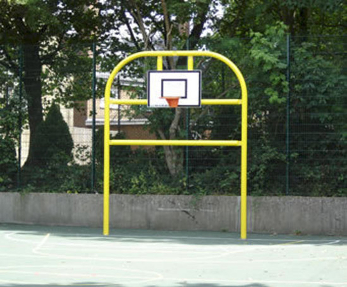Fence mounted basketball hoop with steel backboard | Zaun | ESI ...