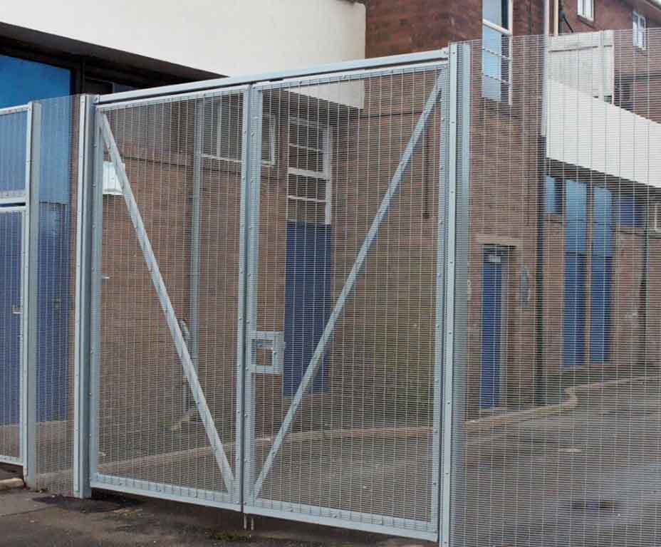 358 vehicle gates | Zaun | ESI External Works